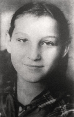 Zoya Kosmodemyanskaya | MY HERO