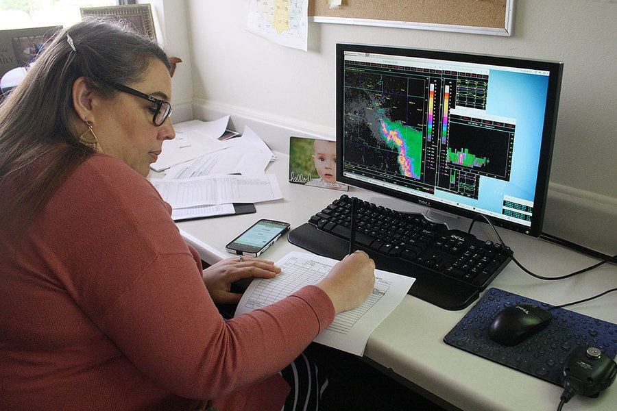 Amid drought in Texas Panhandle, farmers scratch crops from dust | MY HERO