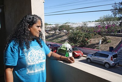 Meet the immigration attorney trying to serve 2,000 asylum-seekers | MY ...