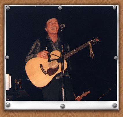 Stompin' Tom Connors | MY HERO